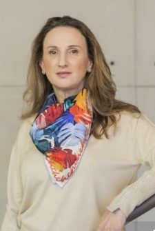 Grupo Carrefour Brasil aumenta participação feminina em 38,4% - SuperHiper