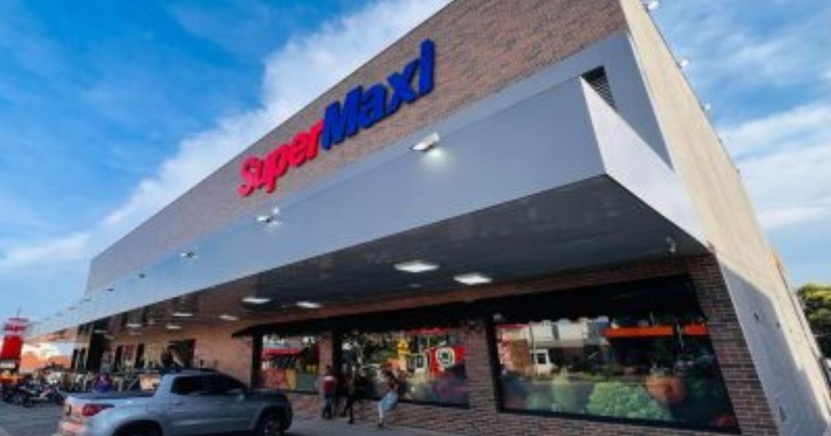Rede SuperMaxi inaugura, em Uberlândia (MG), sua 32ª loja - SuperHiper